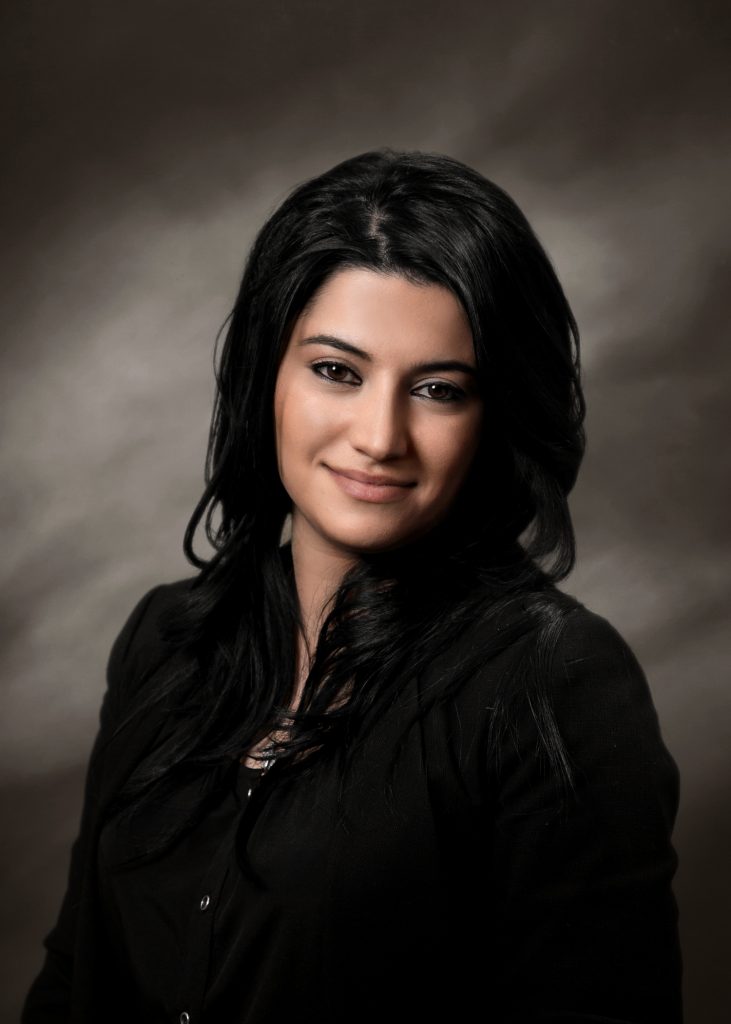 Yelena headshot 19 | Alan Ripka